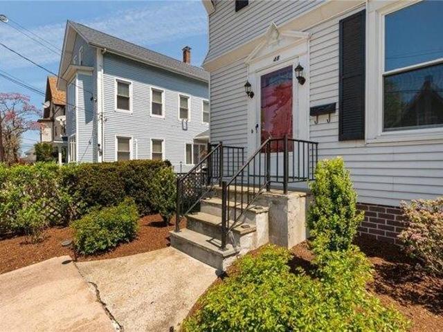 house with 5 bedroom, Pawtucket RI ES103074719
