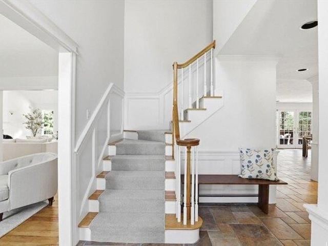 house with 5 bedroom, Pembroke MA ES103223452