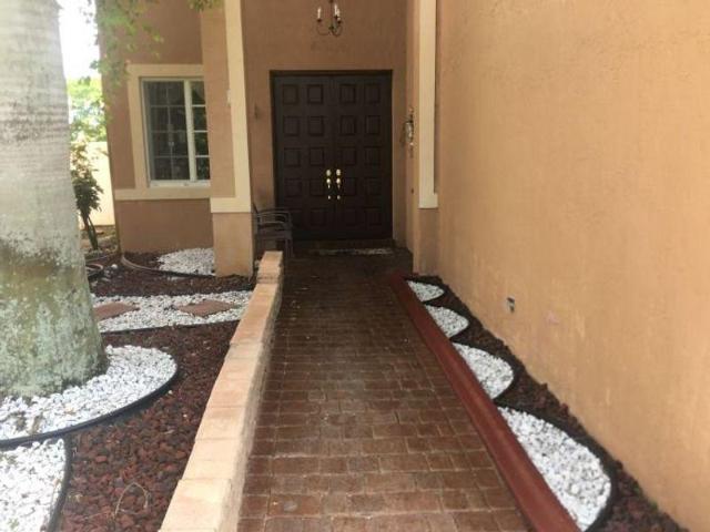 house with 5 bedroom, Pembroke Pines FL DS100973041