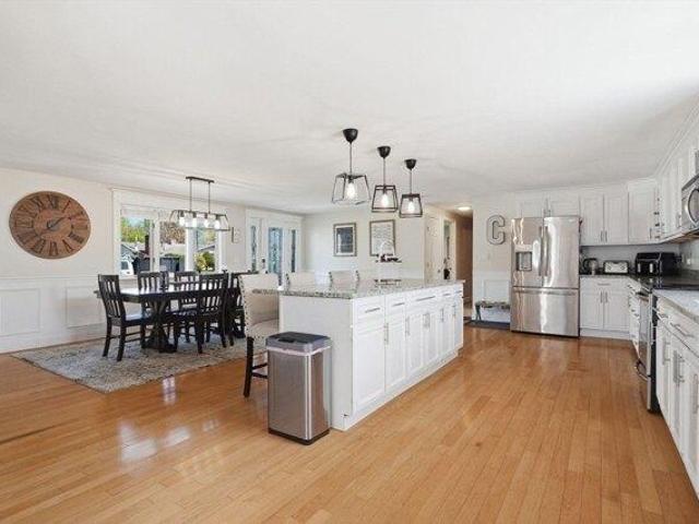 house with 5 bedroom, Peabody MA DS102670762