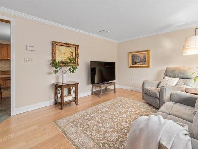 house with 5 bedroom, Peabody MA ES103033892