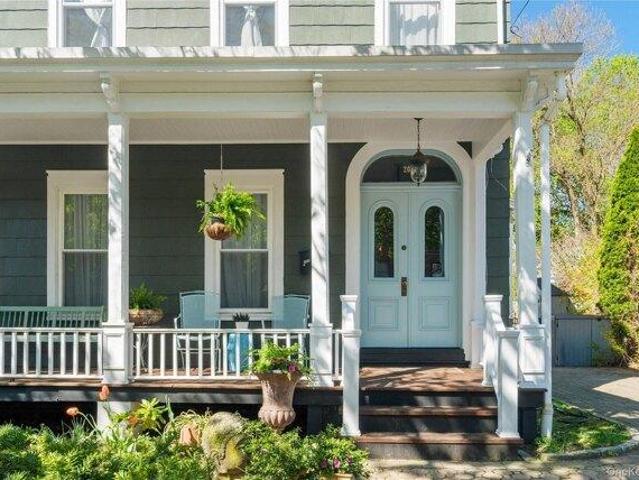 house with 5 bedroom, Peekskill NY DS102564816
