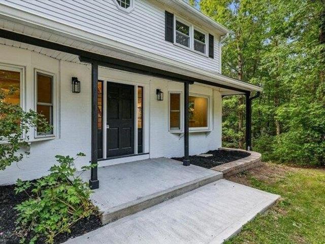 house with 5 bedroom, Pelham NH DS103099293