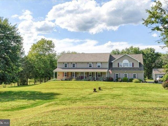 house with 5 bedroom, Perkasie PA ES104903049