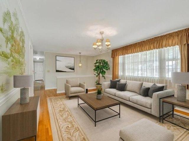 house with 5 bedroom, Peterborough NH DS102119616