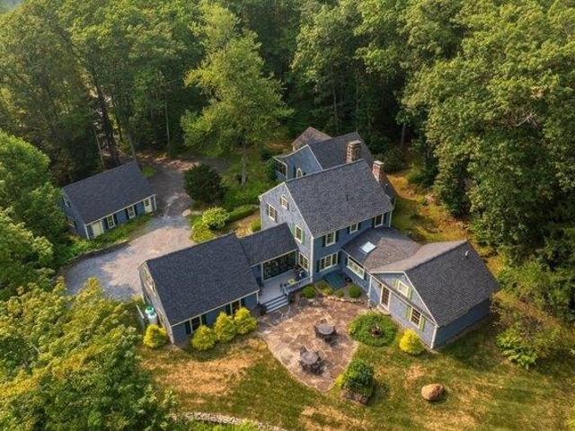 house with 5 bedroom, Peterborough NH DS102280898