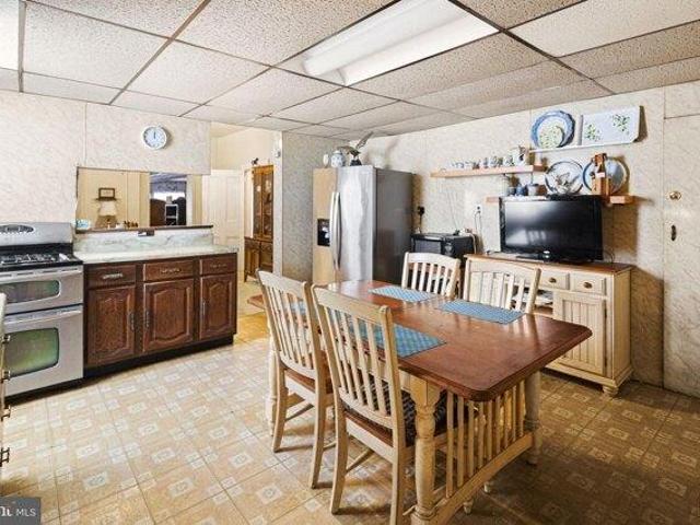 house with 5 bedroom, Philadelphia PA ES104899067