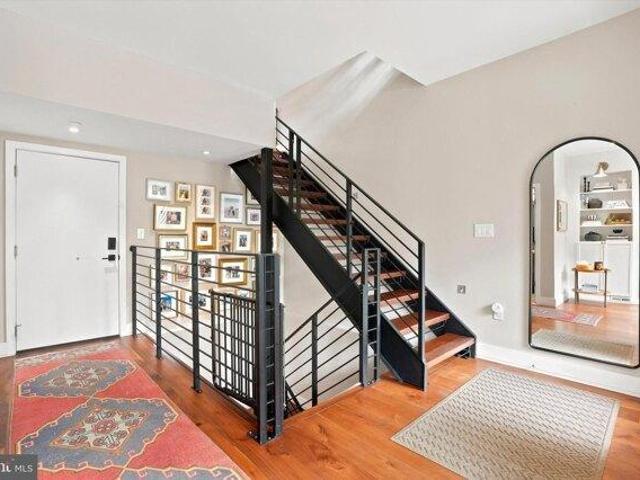 house with 5 bedroom, Philadelphia PA ES104901385
