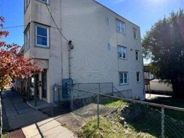 house with 5 bedroom, Phillipsburg NJ DLS102799490