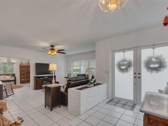 house with 5 bedroom, Pinecrest FL FL DS102519193