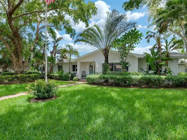 house with 5 bedroom, Pinecrest Fl FL DS102659202