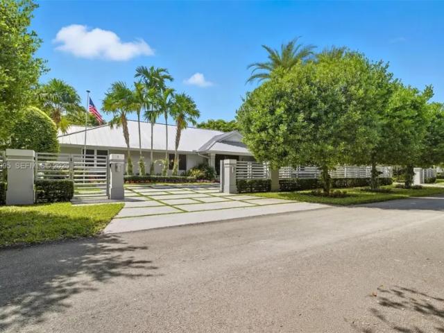 house with 5 bedroom, Pinecrest FL FL DS102795089