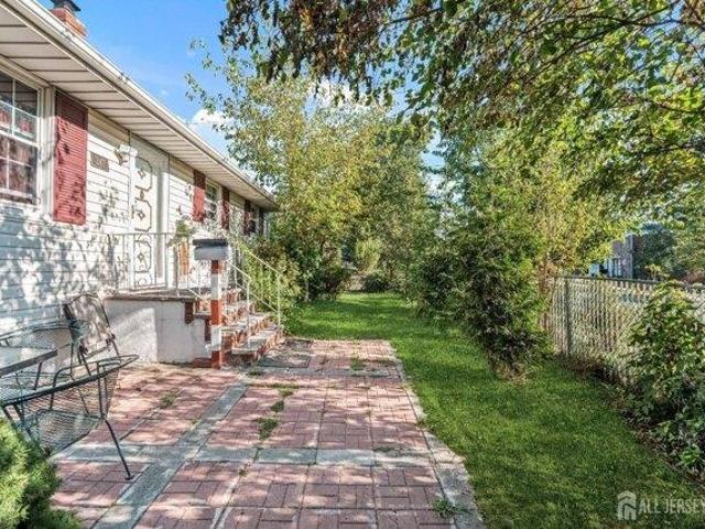 house with 5 bedroom, Piscataway NJ DS102800035