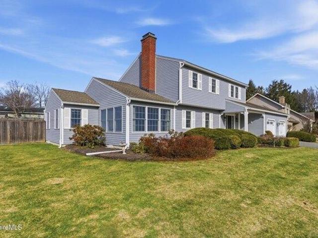 house with 5 bedroom, Pittsfield MA DLS102960938