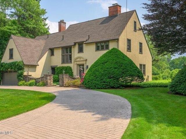 house with 5 bedroom, Pittsfield MA DLS103020012
