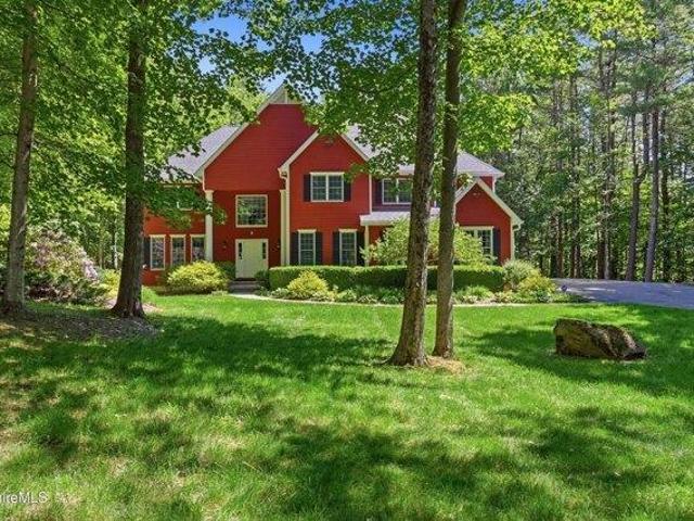 house with 5 bedroom, Pittsfield MA DS104076718