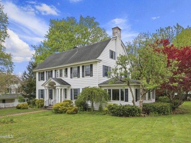 house with 5 bedroom, Pittsfield MA ES104263548