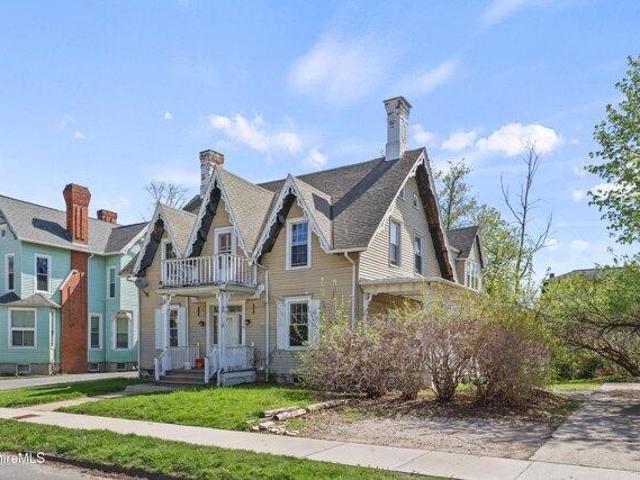house with 5 bedroom, Pittsfield MA ES104541120