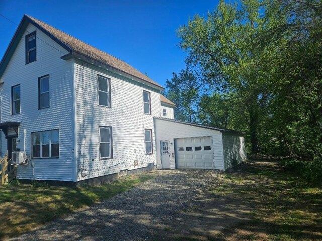 house with 5 bedroom, Pittsfield ME DS104235262