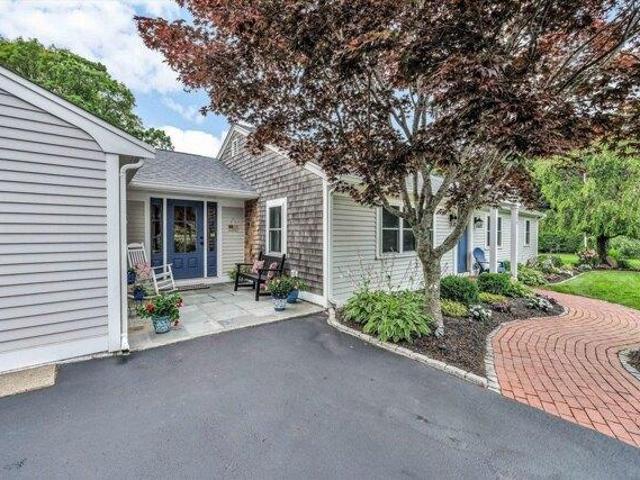 house with 5 bedroom, Pocasset MA ES105080290