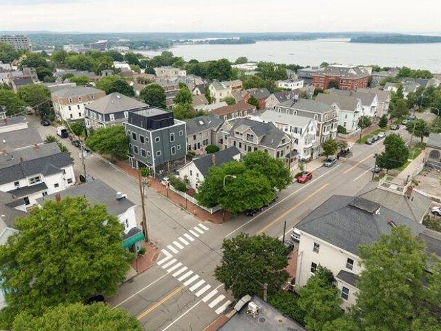 house with 5 bedroom, Portland ME DS103886226