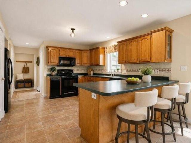 house with 5 bedroom, Portland ME ES104566994