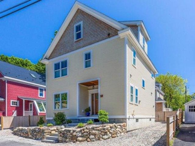house with 5 bedroom, Portsmouth NH DS104406755