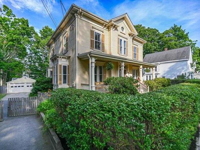 house with 5 bedroom, Portsmouth NH DS104445092