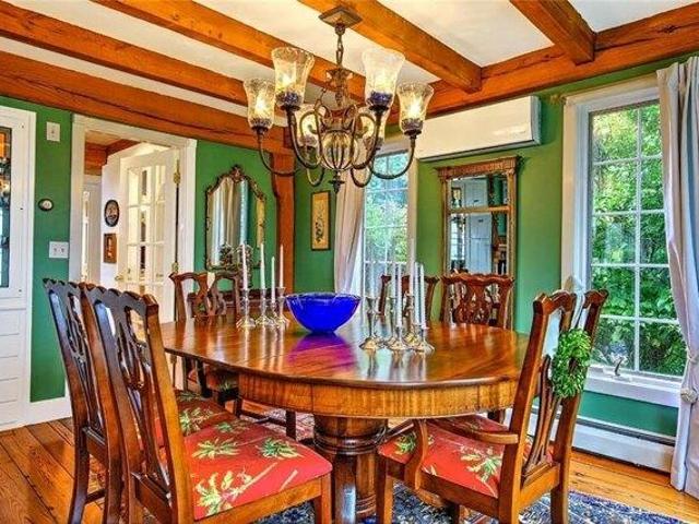 house with 5 bedroom, Portsmouth RI ES105205902