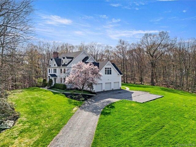 house with 5 bedroom, Pound Ridge NY DLS102280982