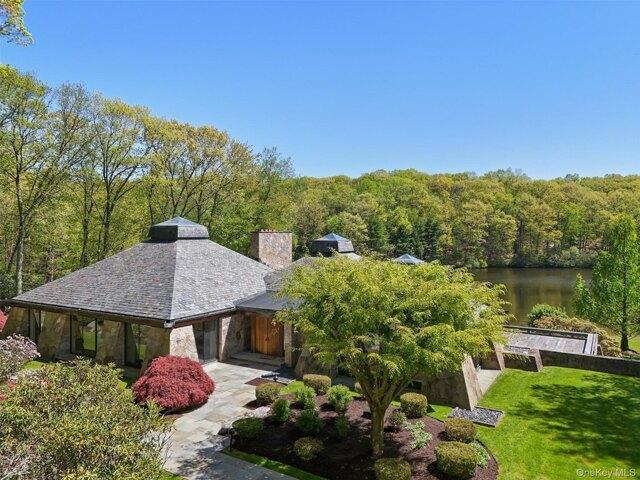 house with 5 bedroom, Pound Ridge NY DS103622170