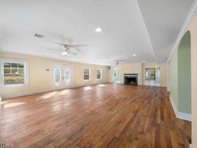 house with 5 bedroom, Plainfield NJ ES104153855