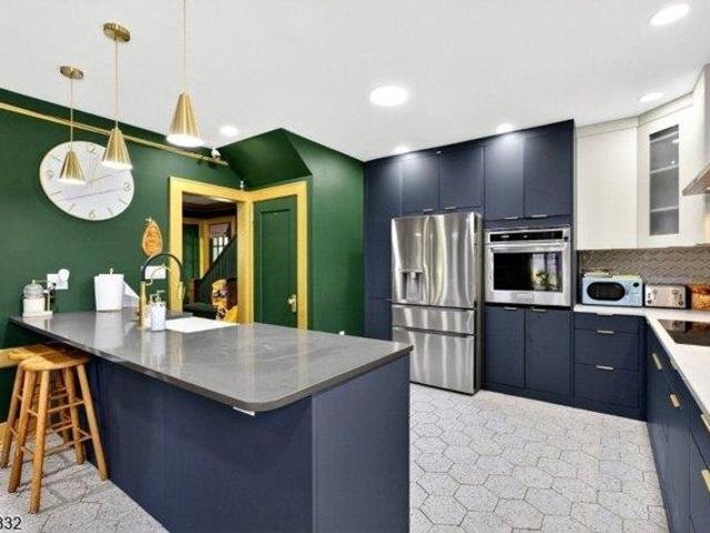 house with 5 bedroom, Plainfield NJ ES104852619