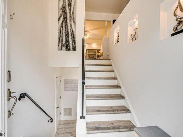 house with 5 bedroom, Plainfield NJ ES105156567