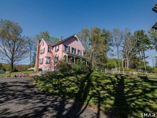 house with 5 bedroom, Plainfield CT ES104849380