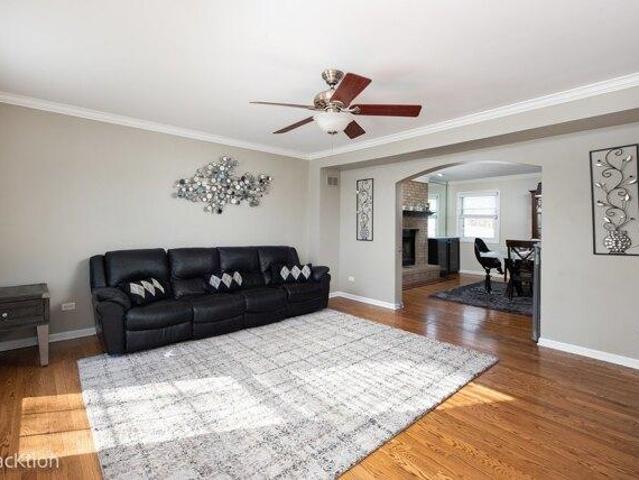 house with 5 bedroom, Plainfield IL ES103501703