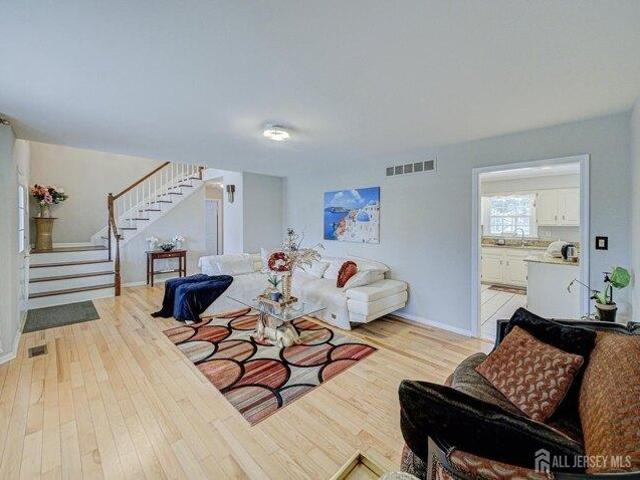 house with 5 bedroom, Plainsboro NJ ES105173267
