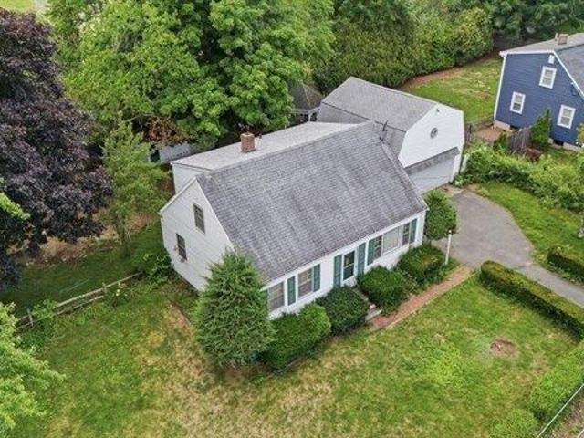 house with 5 bedroom, Plainville MA ES105141525
