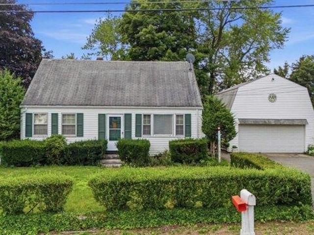house with 5 bedroom, Plainville MA ES105207001