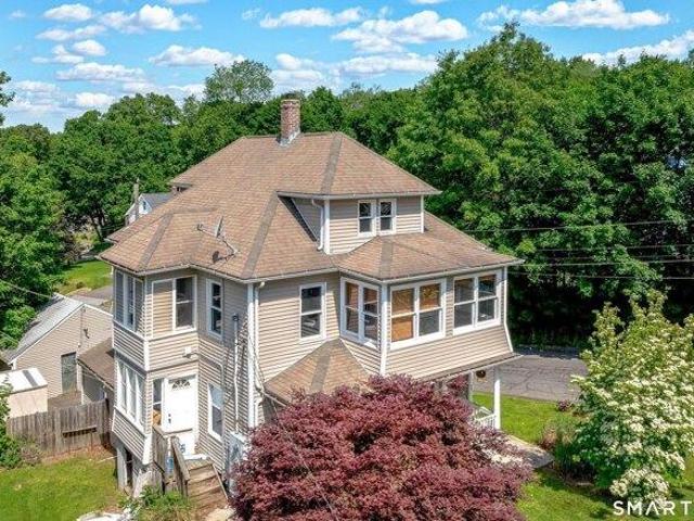 house with 5 bedroom, Plymouth CT DS104111963