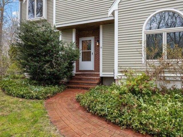 house with 5 bedroom, Plymouth MA ES105080531