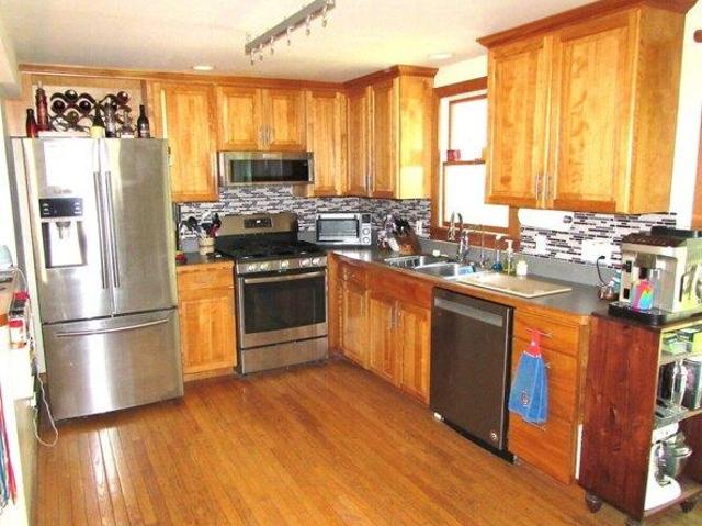 house with 5 bedroom, Provincetown MA ES105400927