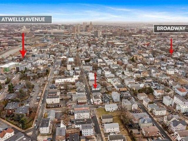 house with 5 bedroom, Providence RI DLS101577640