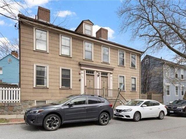house with 5 bedroom, Providence RI DLS101782168