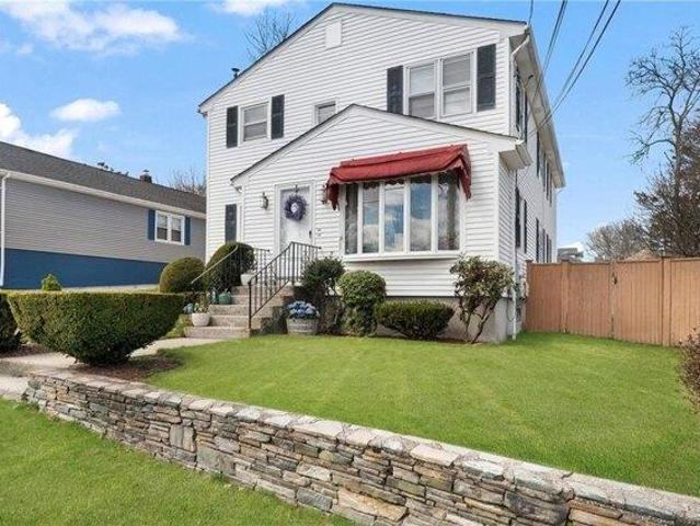 house with 5 bedroom, Providence RI DLS102060980