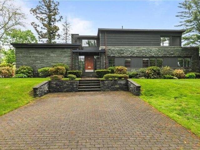 house with 5 bedroom, Providence RI DLS102592372