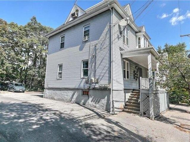 house with 5 bedroom, Providence RI DLS103020226
