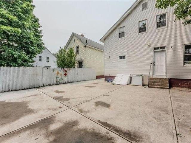 house with 5 bedroom, Providence RI DS104409900