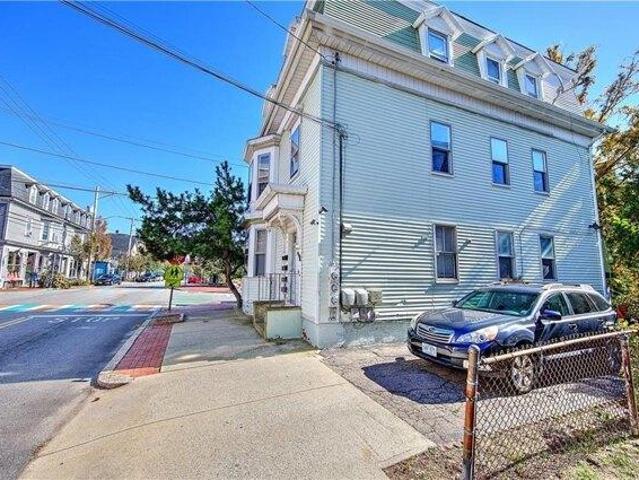 house with 5 bedroom, Providence RI DS102669852