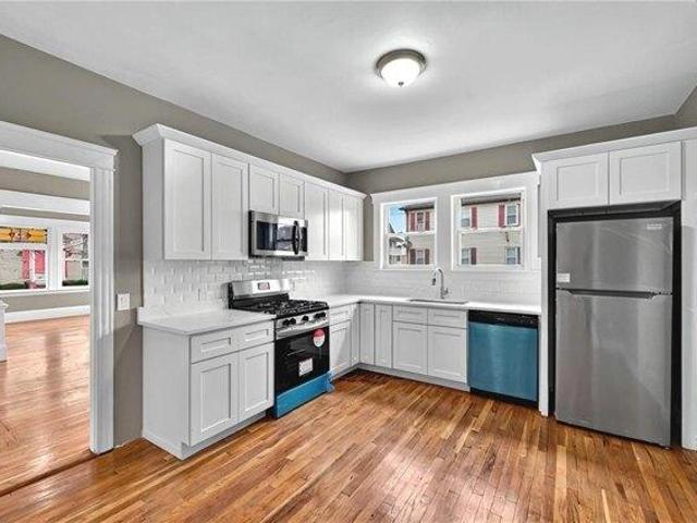 house with 5 bedroom, Providence RI DS103160850